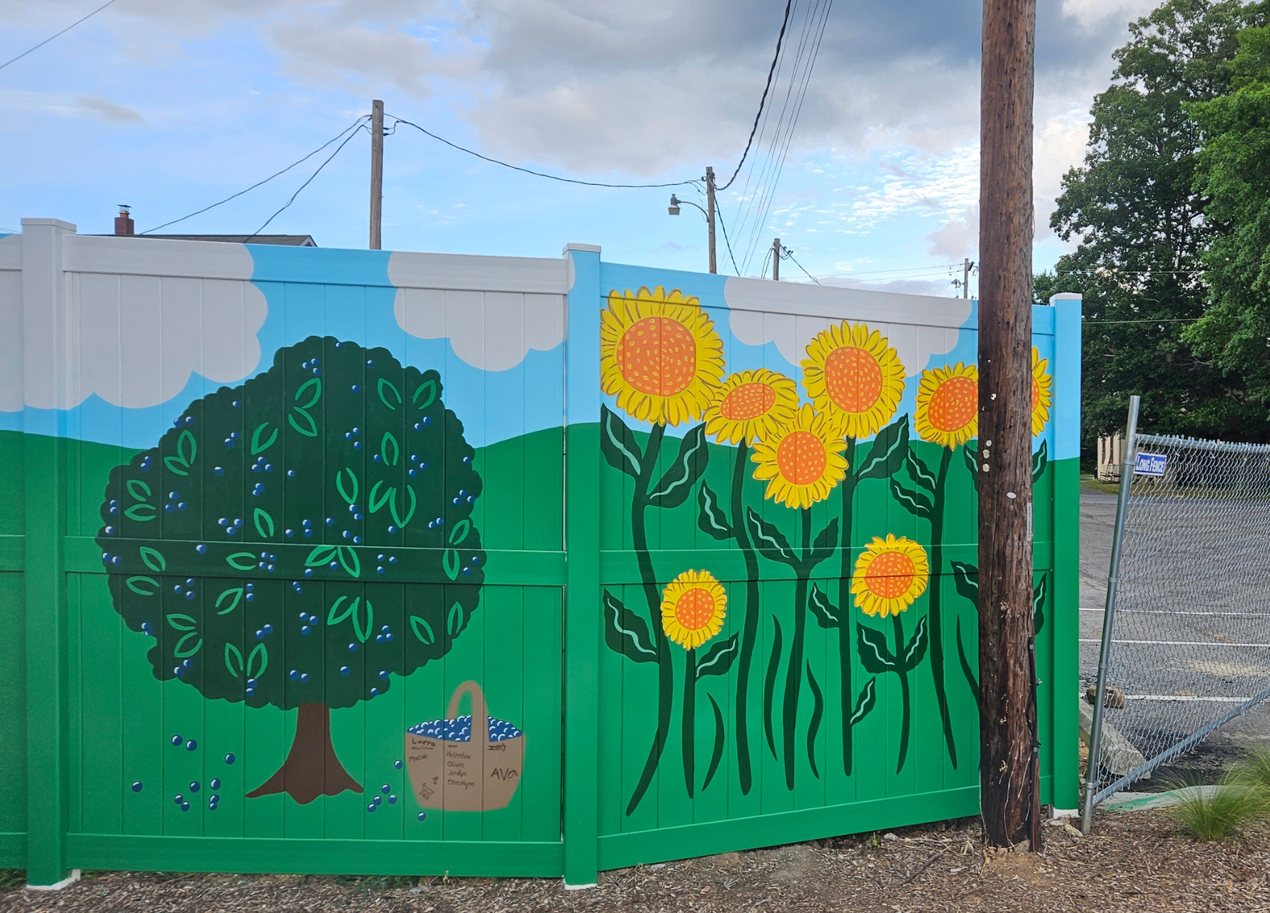Colorful Oasis Mural is a Symbol of Creativity and Unity - Oasis Fresh ...